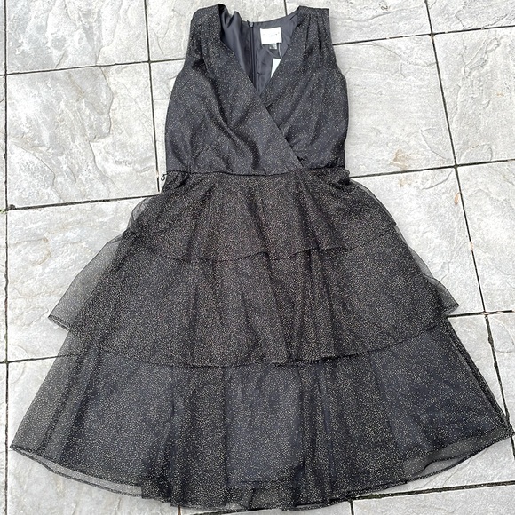 j taylor | Dresses | J Taylor Party Dress Shimmery Black And Gold ...